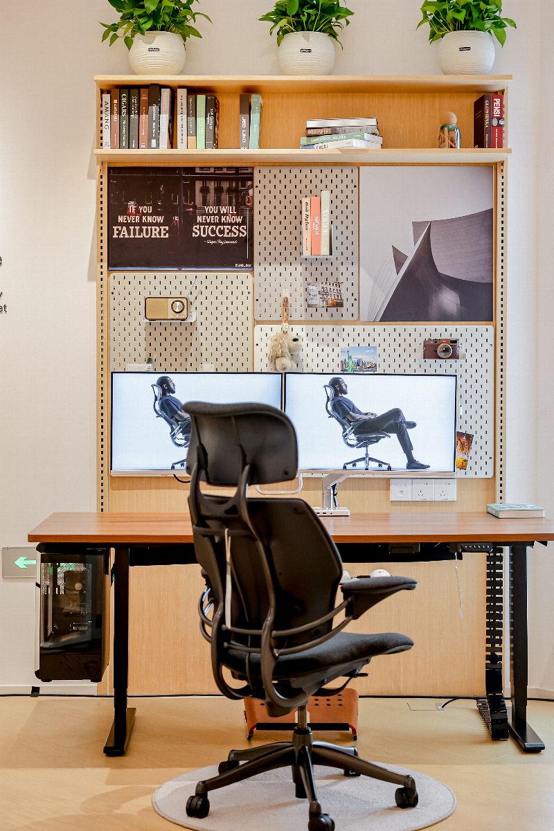 Inside Humanscale’s Shanghai Flagship | Iconic Ergonomic Furniture